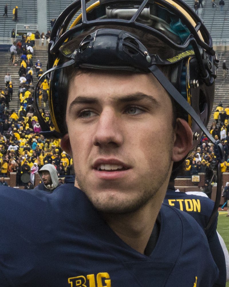 Illinois Fighting Illini: How Peters’ Shoulder Injury Affected more ...